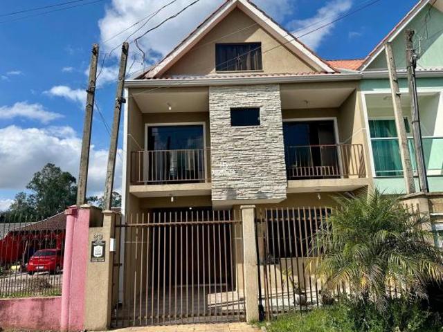 Triplex Moderno com Suíte Master, Ático e Edícula com Churrasqueira – Costeira