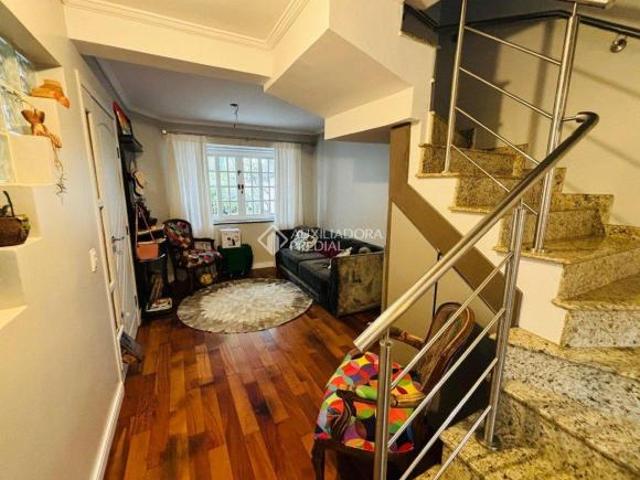Triplex moderno e sustentável no Bacacheri conforto, estilo e espaço para toda a família