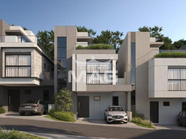 Triplex no Residencial Alameda no Ecoville