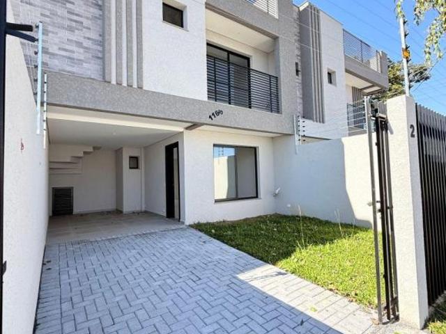 Triplex novo, 3 quartos com suíte e terraço de 50m²