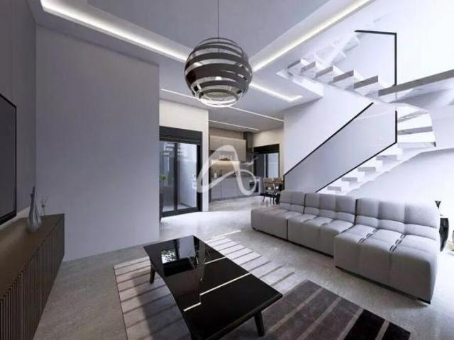 Triplex Alto Padrão em Condomínio • Pinheirinho