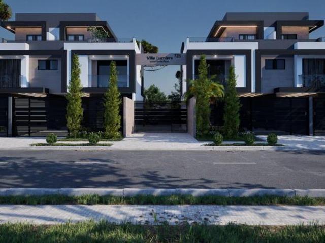 Triplex à venda com 3 quartos e suíte no Bacacheri Curitiba