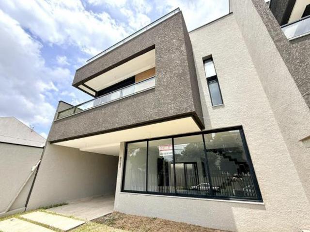 Tríplex à Venda Centro de São José dos Pinhais