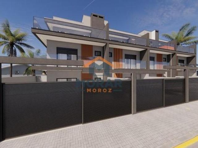 Triplex a venda em Caiobá Matinhos