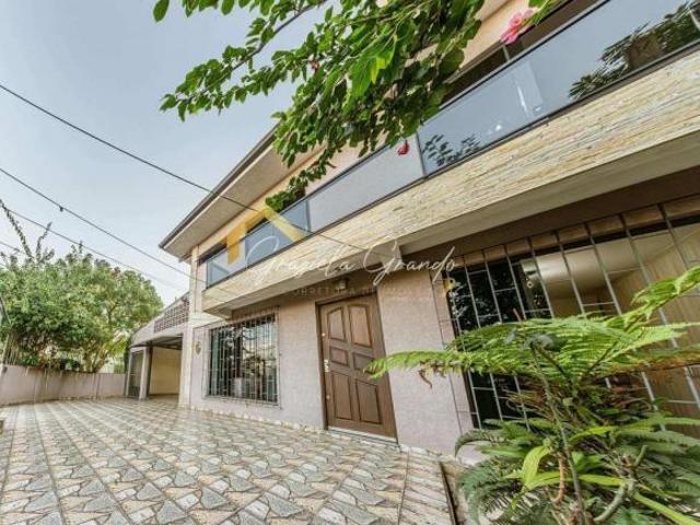 Triplex à venda em Curitiba, Capão da Imbuia, com 3 quartos 1 suíte master com closet e hidro e 2 d