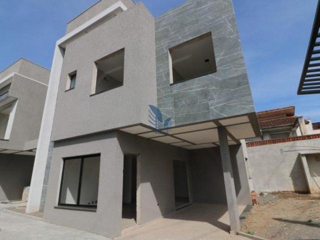 Triplex à Venda no Pilarzinho Moderno, funcional e excelente localização!