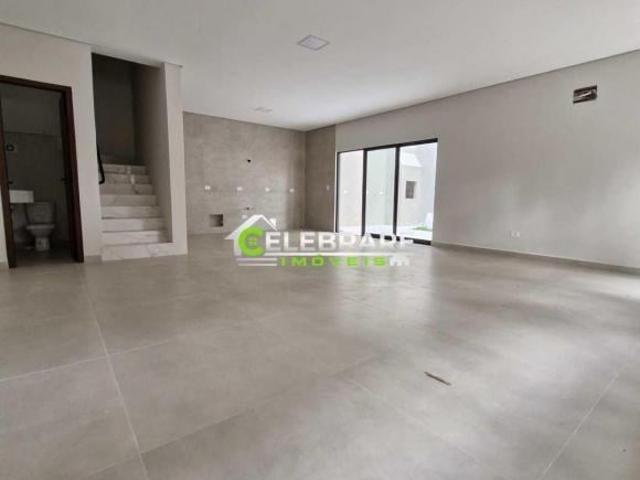TRIPLEX ALTO PADRÃO NO BOA VISTA! 03 QTOS,SUÍTE,TERRAÇO AMPLO