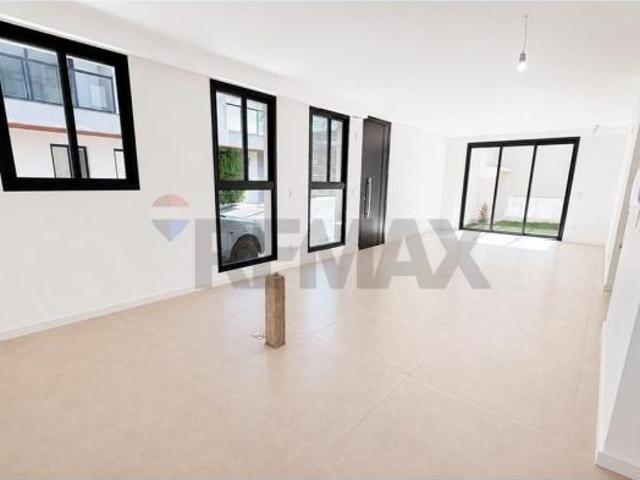 Triplex Alto Padrão em Condomínio Seminário