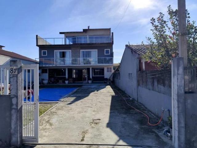 TRIPLEX COM 4 QUARTOS NO BALNÉARIO MARISSOL