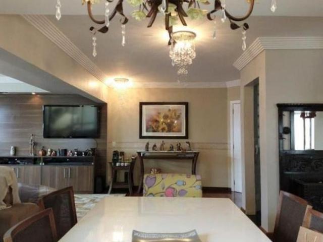 TRIPLEX COM 5 VAGAS DE GARAGEM E VISTA PARA O PARQUE IBIRAPUERA. IMÓVEL COM 240 M² POR R$ 3.000.000