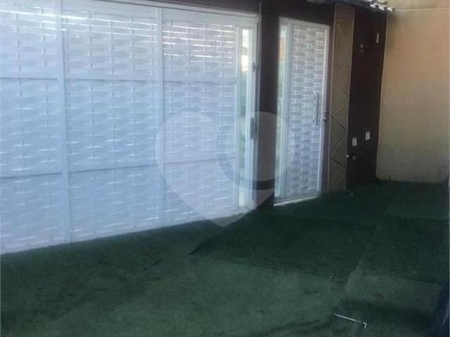 Triplex com 2 quartos à venda em Centro SP