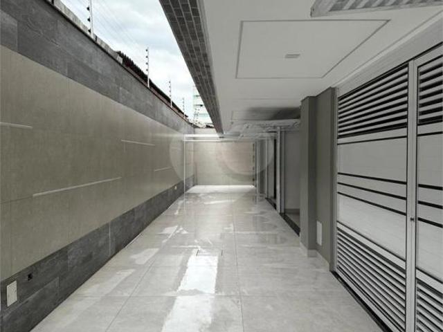 Triplex com 2 quartos à venda em Guilhermina SP