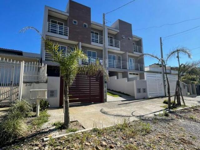 TRIPLEX COM 2 SUÍTES