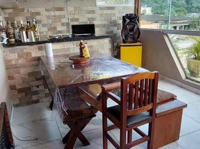 Triplex com 3 dorms, Japuí, SV R$ 470 mil