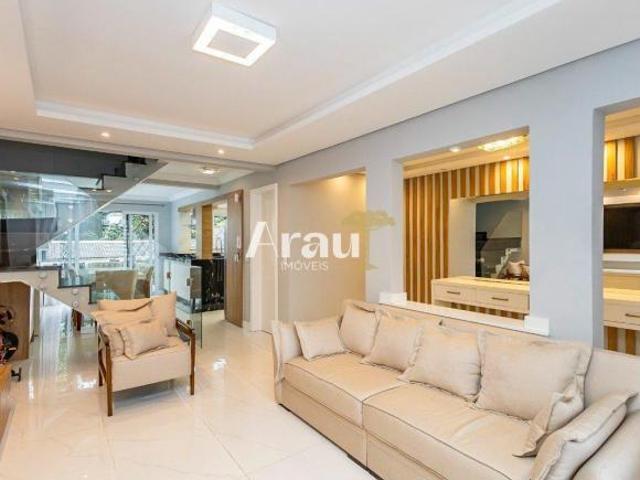 Triplex com 3 quartos próximo ao Parque Tinguí