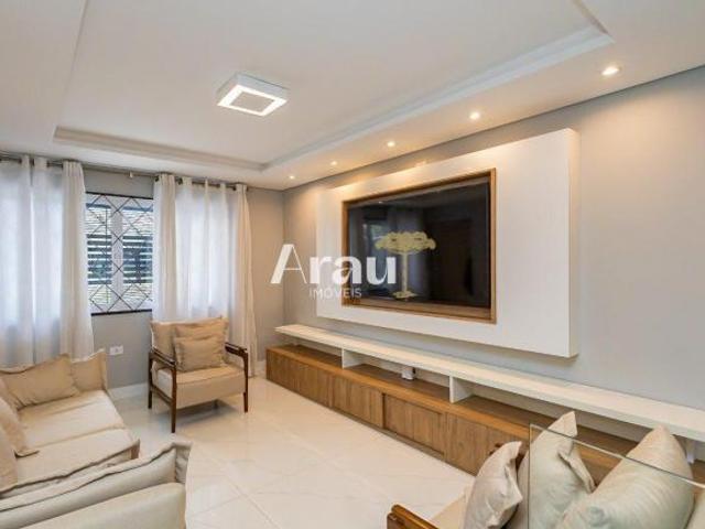 Triplex com 3 quartos próximo ao Parque Tinguí