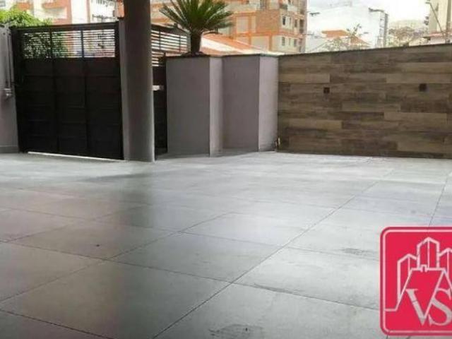 Triplex com 3 Suítes e 4 banheiros à Venda, 311 m² Chácara Inglesa