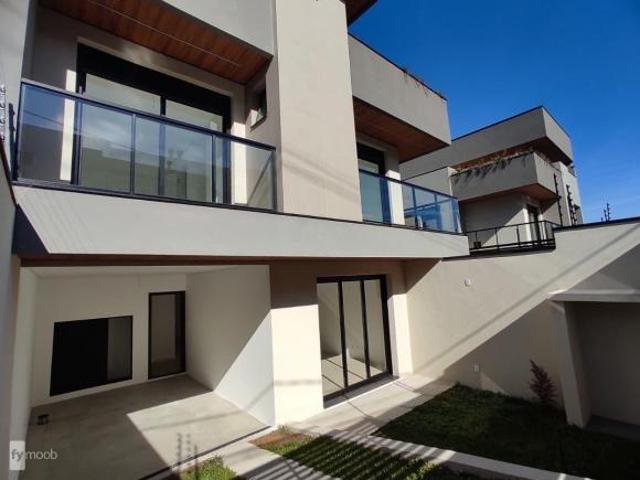 Sobrado Triplex com 3 suítes no Campina do Siqueira