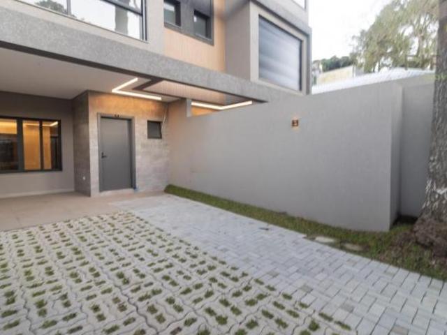Triplex com terraço sendo 3 suítes com192,82m² Água Verde Curitiba