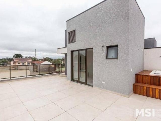 Triplex com Jacuzzi à venda