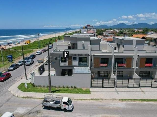 Triplex Com Piscina e 3 Quartos em Matinhos