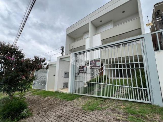 Triplex com quintal e 3 dormitórios