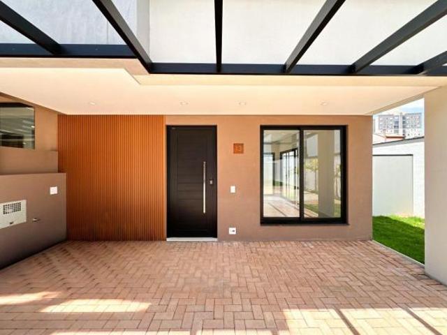 Triplex com rooftop à venda na Chácara Primavera, 3 suítes, vaga p/ elétrico e lazer completo