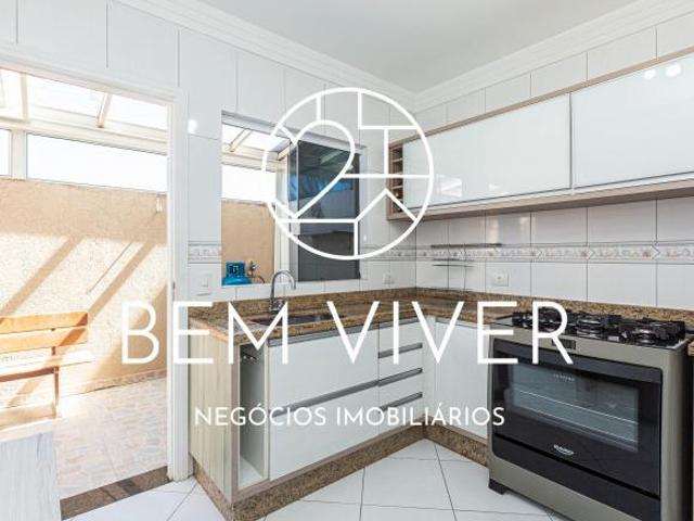 Triplex Cond 185m², 04 quartos 2 suítes, 03 vagas Jardim das Américas