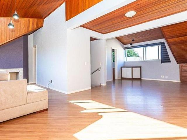 TRIPLEX DE ALTO PADRÃO OPORTUNIDADE ENTRE OS PARQUES MAIS BELOS DE CURITIBA