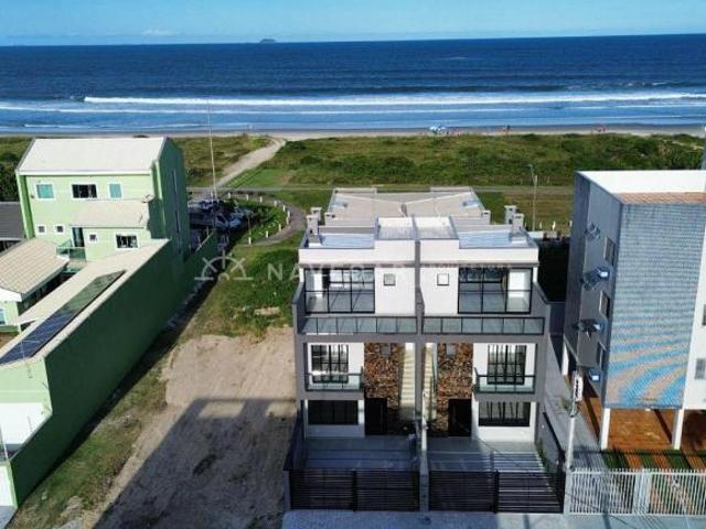 Triplex de alto padrão, com vista para o mar no Balneário Monções em Pontal do Paraná