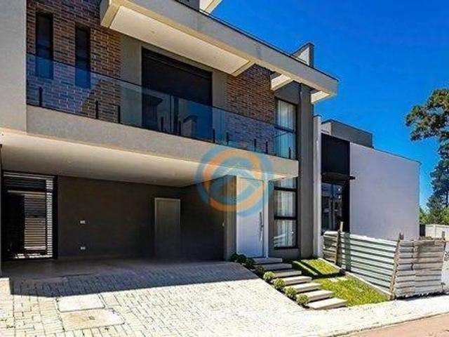 Triplex de Alto Padrão em Condomínio Alto Boulevard – Bairro Alto/Curitiba