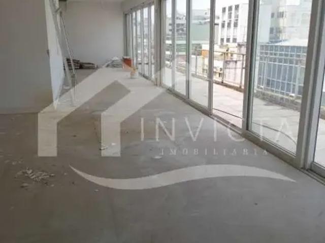 Triplex de luxo em Ipanema!