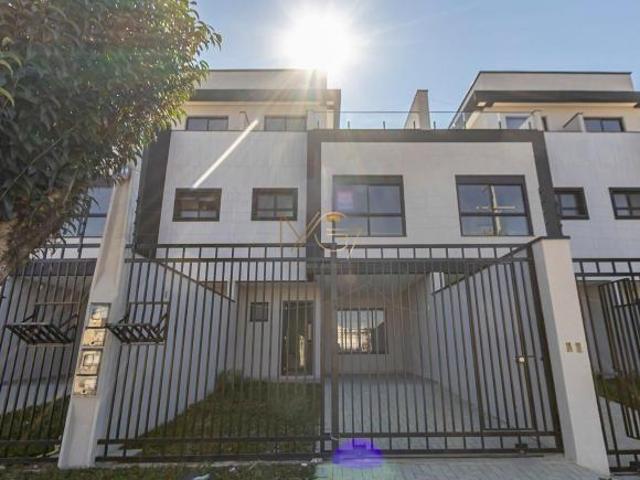 Tríplex diferenciado com terraço, 02 vagas por R$ 799.000,00
