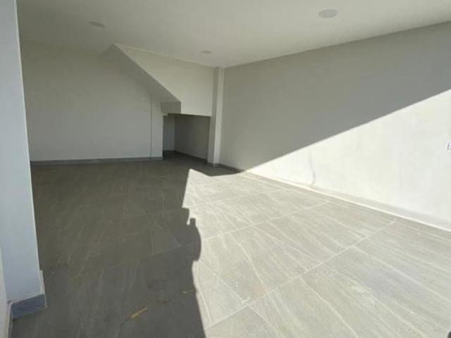 TRIPLEX EM COLOMBO! NOVO! 03 QUARTOS, 1 SUITE, QUINTAL AMPLO! 02 VAGAS DE GAR.!