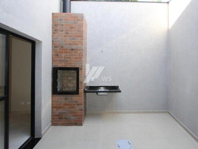 Triplex em Condomínio Fechado!