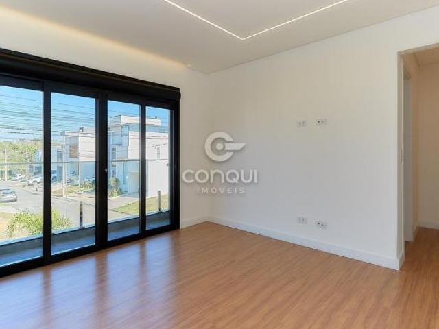 Triplex em Condomínio Fechado | Rooftop c/ Jacuzzi
