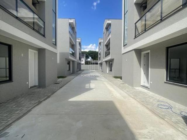 Triplex em Condomínio Não Geminado no Boqueirão