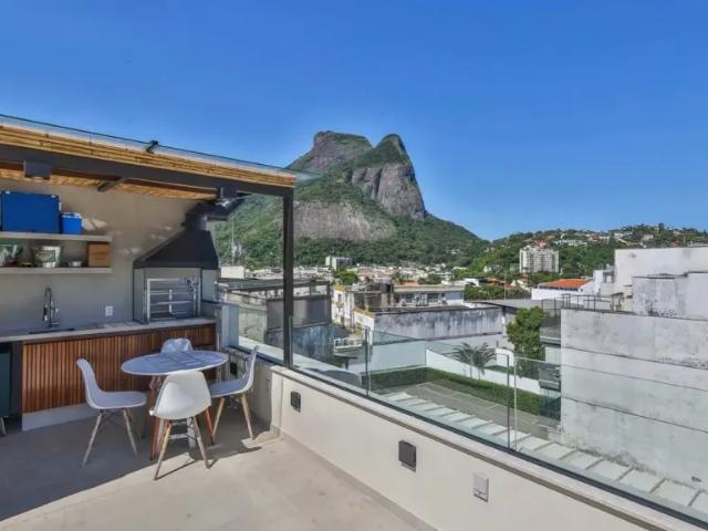 Triplex para venda possui 184 metros quadrados com 3 quartos