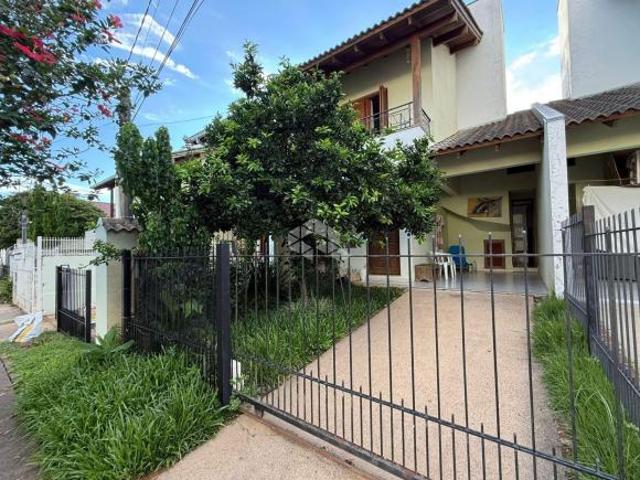 Triplex próximo a UNISC com 3 dormitórios