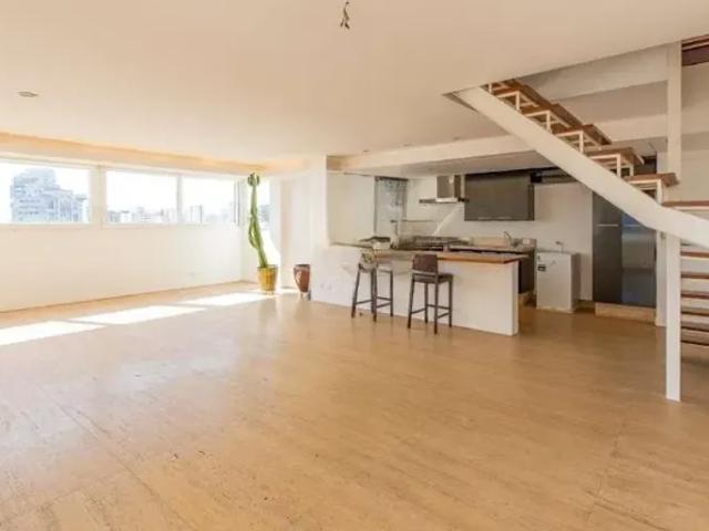 Triplex à venda com 182m² na Vila Nova Conceição. Vista espetacular
