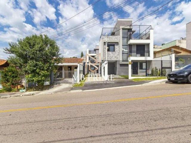 Triplex 3 quartos,1 suíte e amplo terraço, Uberaba Curitiba/PR