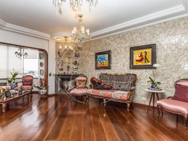 TRIPLE À VENDA MOEMA INDIOS, 450m², 4 SUÍTES e 4 VAGAS