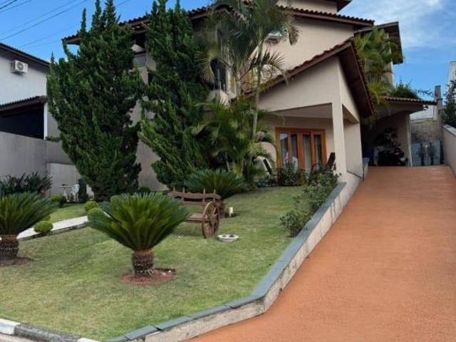 TRS EXPETACULAR CASA CONDOMÍNIO ARUJÁ SP
