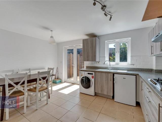 Trubshaw Close, Horfield, Bristol, BS7 5 bed terraced house to rent £3,200 pcm £738 pw
