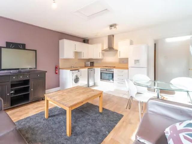True Jesus Church, 31 St Andrews Street, Manchester, M1 2AH, United Kingdom | 3 bed apartment for rent #160333151 | Rentberry