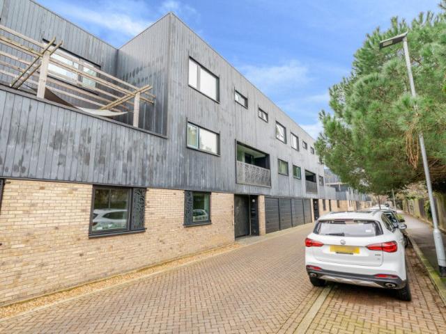 Trumpington, Cambridge CB2, 1 bed maisonette to rent, £1,000 pcm | PrimeLocation