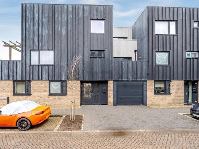 Trumpington, Cambridge CB2, 4 bed semi detached house to rent, £1,365 pcm | PrimeLocation