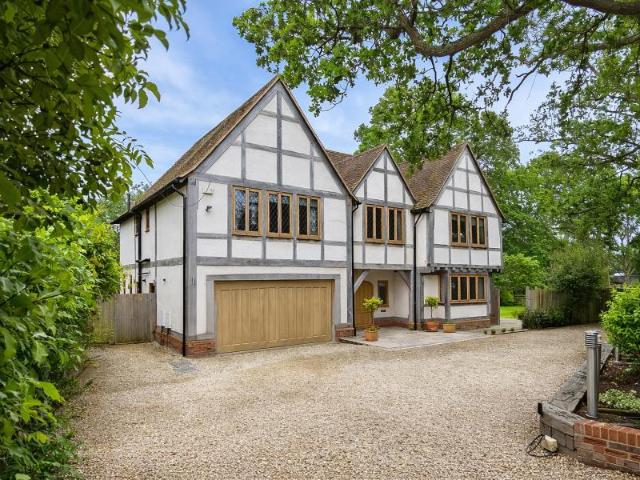 Trumps Green Road, Virginia Water. 5 bed detached house to rent £6,500 pcm £1,500 pw