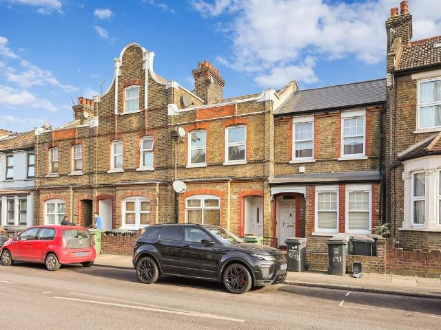 Trundleys Road, Deptford SE8, 2 bed flat to rent, £1,700 pcm | PrimeLocation
