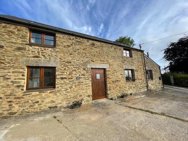 Truro TR4, 1 bed barn conversion to rent, £850 pcm | PrimeLocation